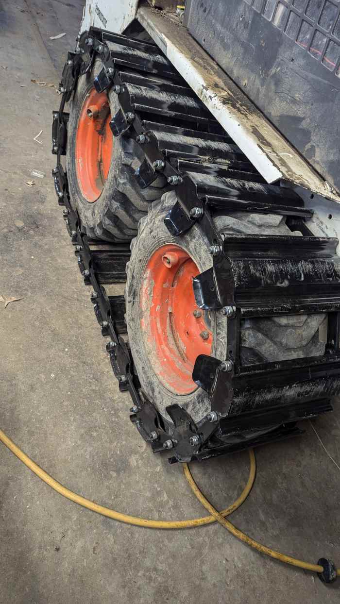 S130 Bobcat Skid Loader Tracks - - HubPages