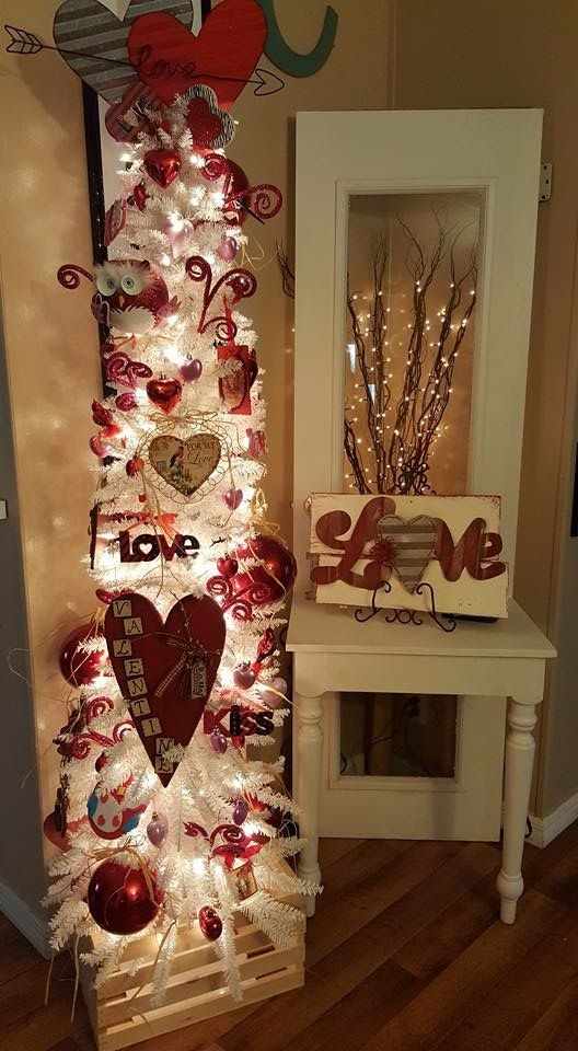 40+ Super Romantic Valentines Decorations on a Budget - HubPages