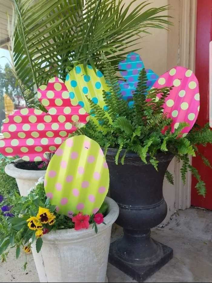 25+ Outdoor Easter Decor Ideas - HubPages