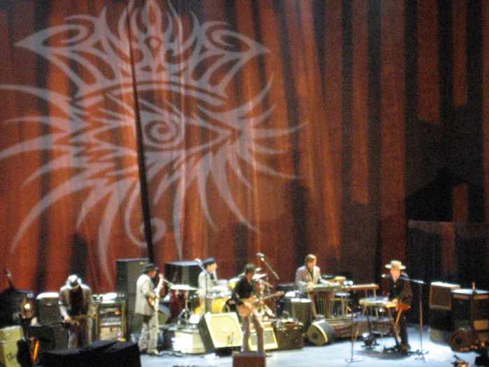 Review: BOB DYLAN Concert "Rod Laver Arena " Melbourne 2oth April 2011 ...