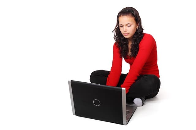 Best Revenue-Sharing Writing Websites - HubPages
