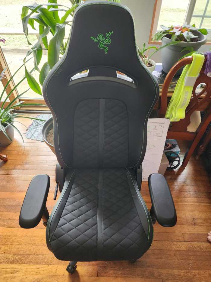 The Gaming Chair That Truly Delivers: A Review of The Razer Enki X ...