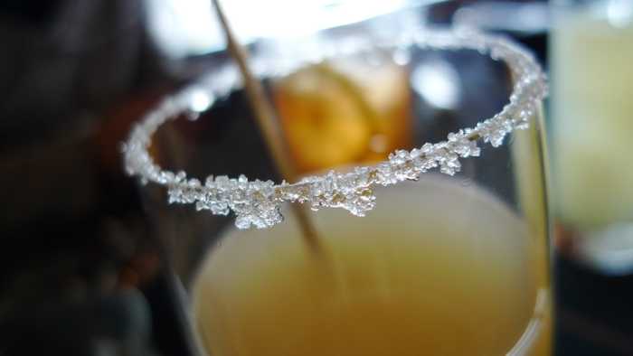 How to Sugar Rim a Glass and Other Types of Drink Rimming - Delishably