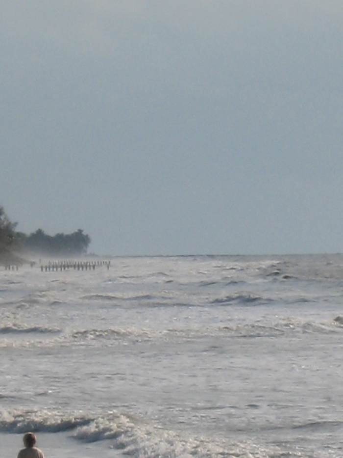 A Day at the Beach - a fiction short story - LetterPile - Writing and ...