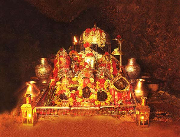 Jai Maa Vaishno Devi - Mata Vaishno Devi Darshan - Happy Navratris Beej ...