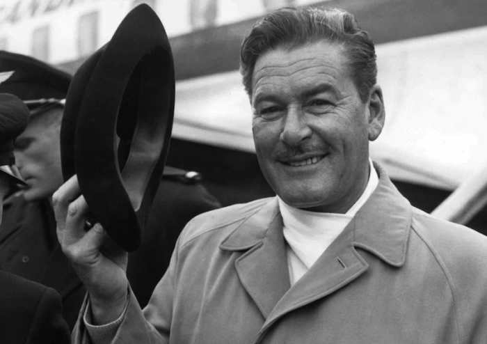 Errol Flynn, A Hollywood Death - HubPages