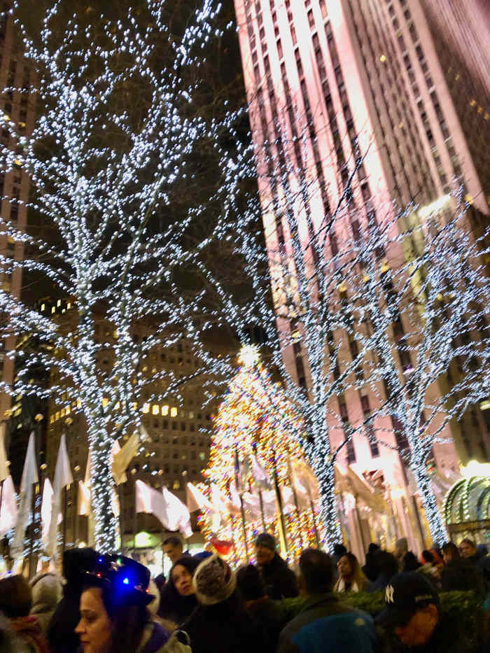 12 Tips to Beat Christmas Rush - HubPages