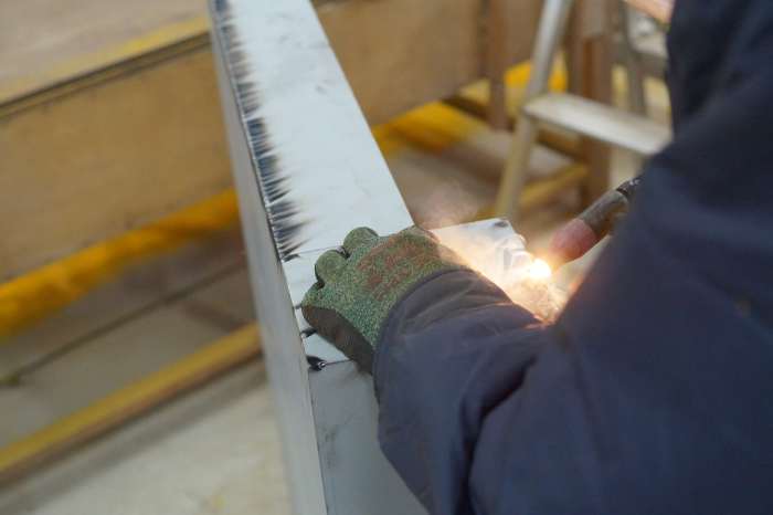 How to Join two Shipping Containers - HubPages