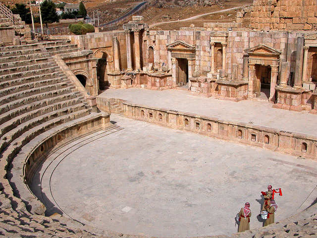 10 Ancient Roman Theaters Still In Use - HubPages