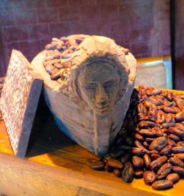 The Mysterious Maria Cacao and Her Golden Ghost Ship(Mountain Goddesses ...