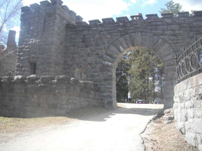 Historic Great Barrington: Searles Castle - HubPages