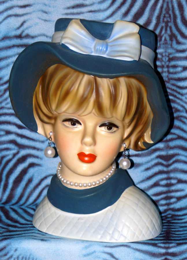 Collecting Lady Head Vases - HubPages