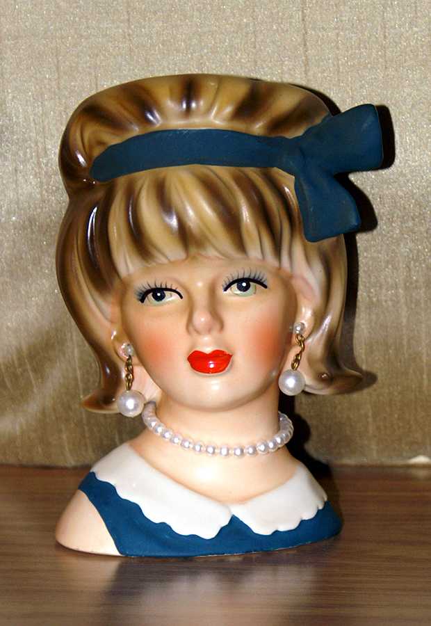 Collecting Lady Head Vases - HubPages