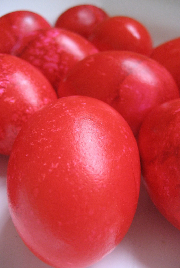 Cracking Your Red Easter Eggs and other Greek Orthodox Easter ...