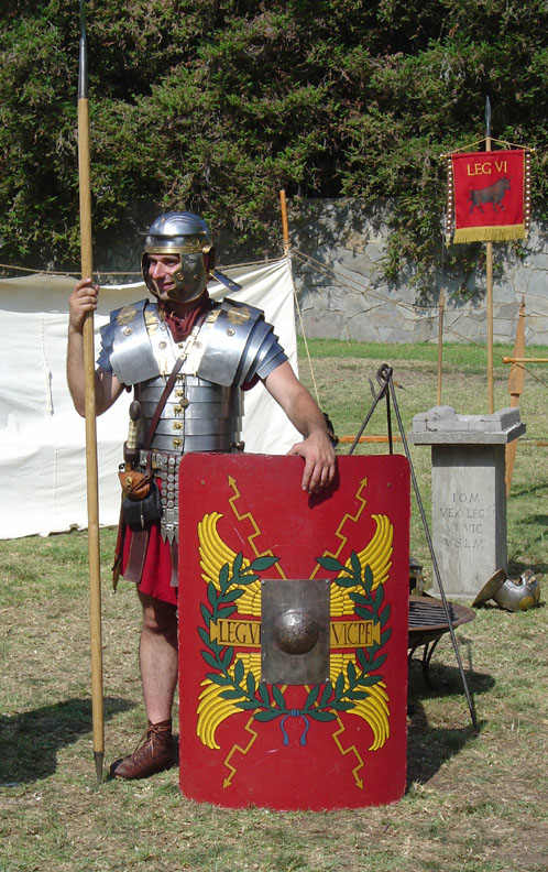 Roman Weaponry, Legionaries & Centurions Weapons, Swords, Daggers ...