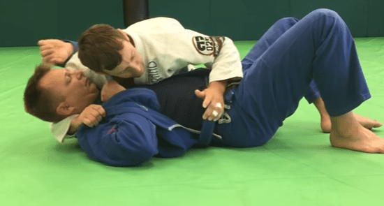 How to Set Up a Mounted Triangle Using the Lapel (a BJJ Tutorial ...