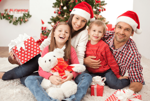 How to Create Unique and Fun Family Update Holiday Letters - HubPages