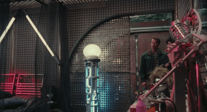 "Total Recall" (1990) Movie Review - Schrödinger’s Kuato - HubPages