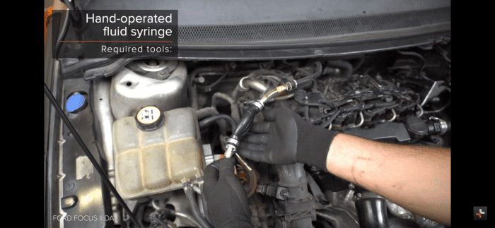 How to Replace the Fuel Filter on the Ford Focus Mk 2 - HubPages
