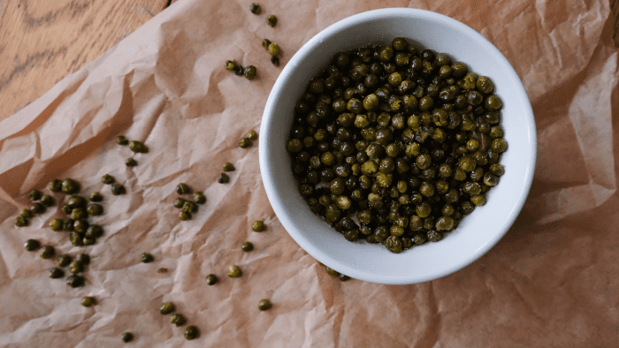 Vegan Salt and Vinegar Roasted Pea Snack - Delishably