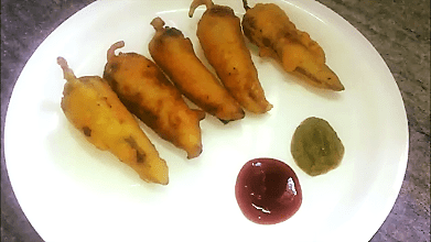 Crispy Green Chilli Pakora Recipe: Popular Indian Street Food - Delishably