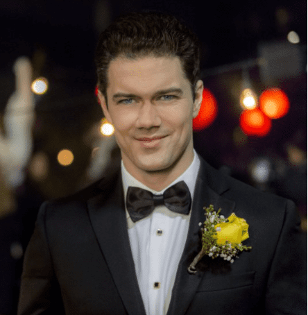 Hallmark Actor: Ryan Paevey - HubPages