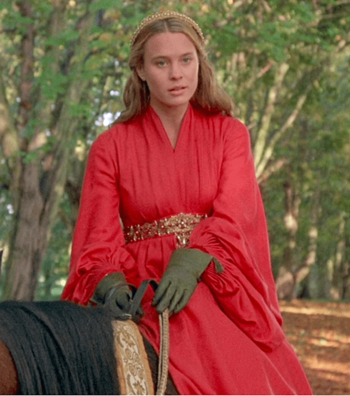 10 Best Bright Red Costumes in Fantasy and Sci-Fi Movies - HubPages