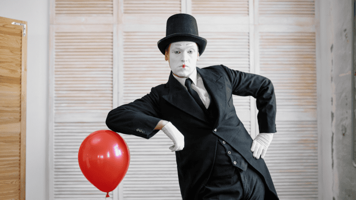 What Is Comedy? 10 Types and Characteristics of Comedy - Owlcation