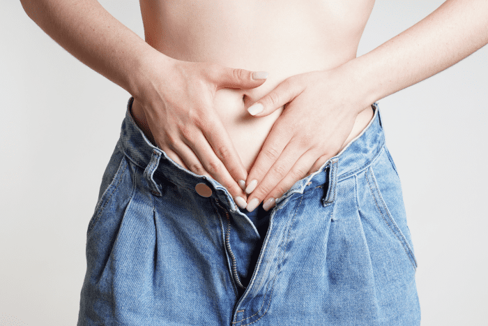 14 Early Signs of Pregnancy and How Your Stomach Feels - HubPages