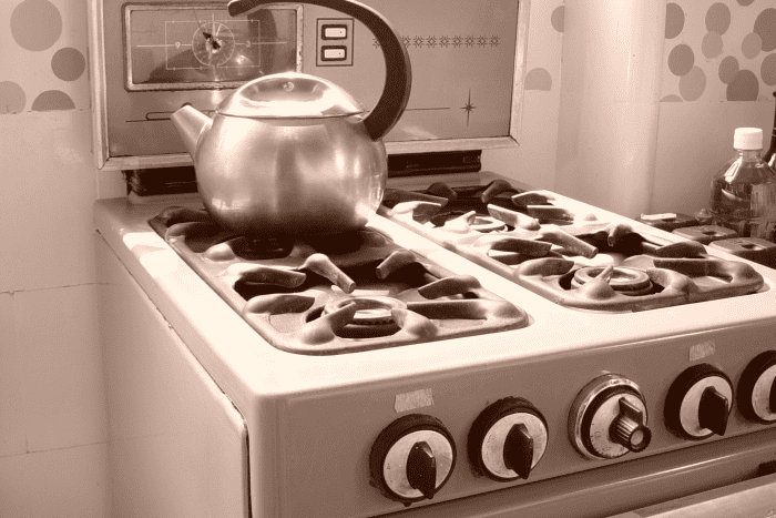 Everything You Need to Know About 1930s Vintage Kitchen Appliances ...