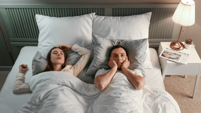 9 Smart Ways to Deal With a Snoring Spouse - HubPages