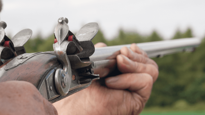 Loading and Firing a Flintlock - HubPages