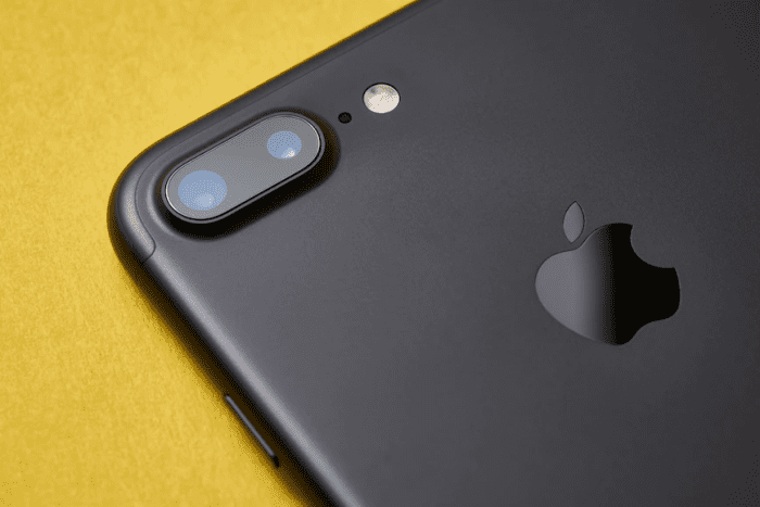 Unlocking the Secrets: Correlation Price with Thickness on Smartphone ...