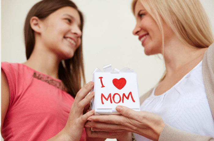 Best Family Gifts That Everyone Will Love This Holiday - HubPages