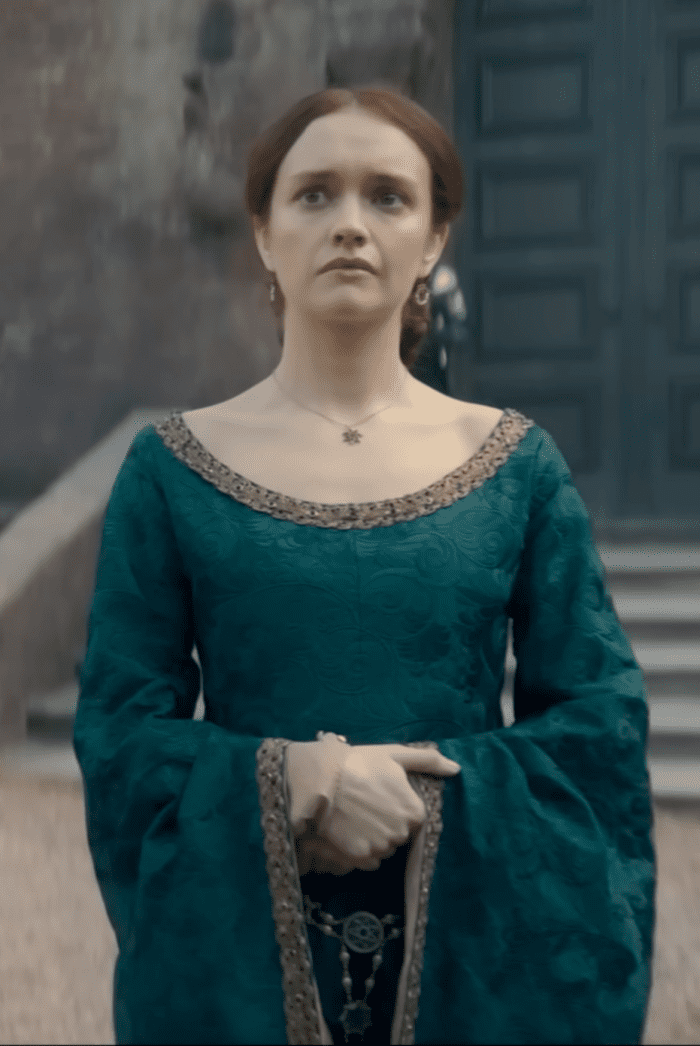 Alicent Hightower’s 5 Best Outfits From Season 2 of “house of the ...