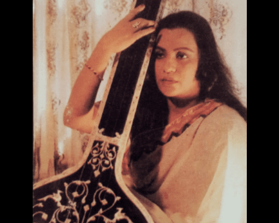 Hemlata: Her Top 10 Best Songs - HubPages