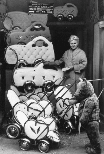 See How the Stroller Has Changed in 100 Years! - HubPages