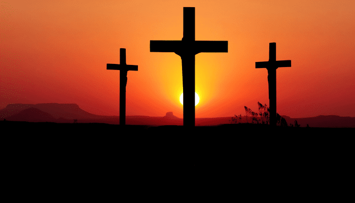 90 Holy Monday Messages: Quotes, Captions & Reflections for a Sacred ...