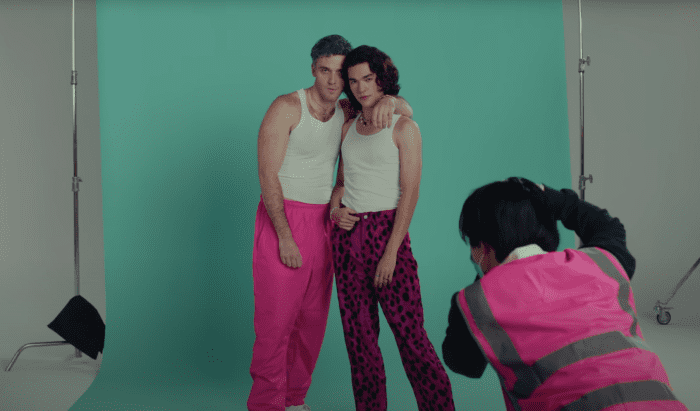 92 Best Songs With "Fake" in the Title - HubPages