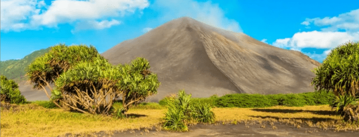 How One of the Largest Volcanic Eruptions May Have Shaped the Cultures ...