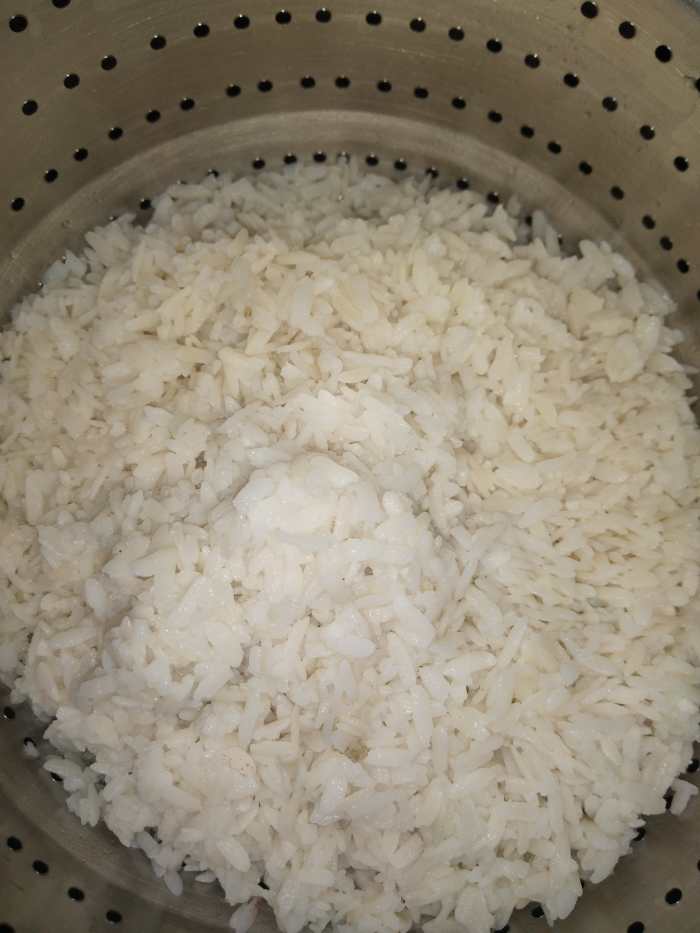 Simple and Delicious Kanda Poha Recipe - Delishably