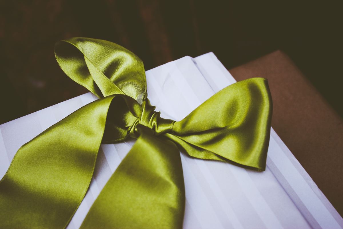 Creative Gift Ideas For Men How To Pick The Right Present For A Guy Creative Gift Ideas For Men How To Pick The Right Present For A Guy