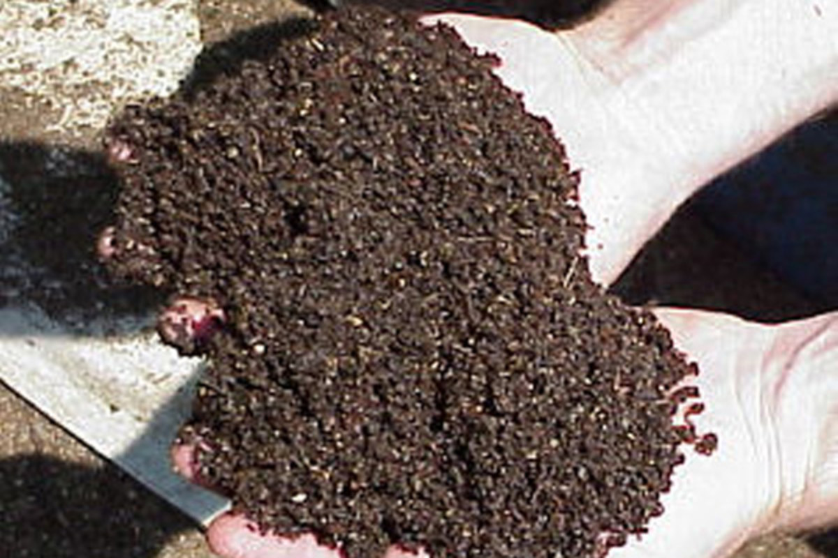 5 Ways to Enrich Your Garden Soil - HubPages