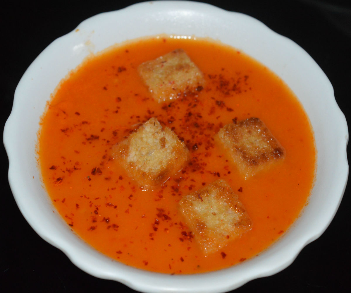 Creamy Tomato and Sweet Pepper Soup - Delishably