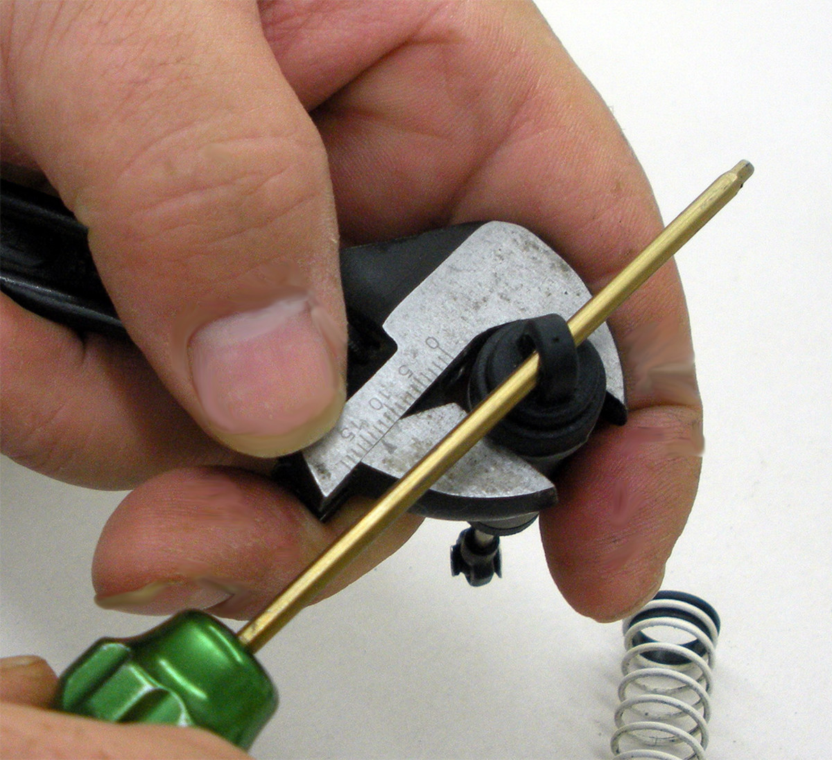 RC Cars: Repairing and Rebuilding Shocks in 8 Easy Steps - HubPages