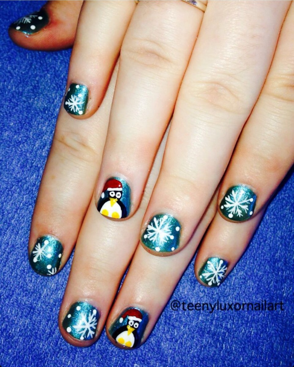 30 Awesome Holiday Nail Designs For Short Nails Bellatory