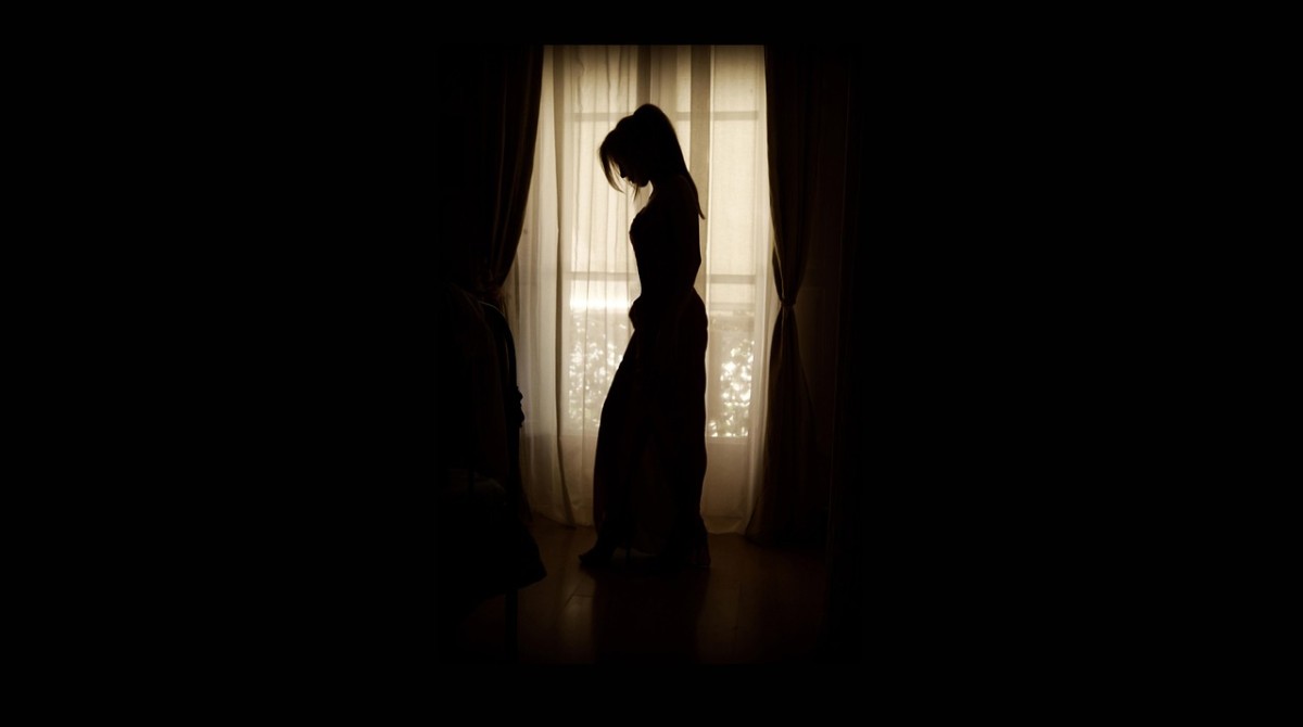 Staring out of My Dusty Window - HubPages