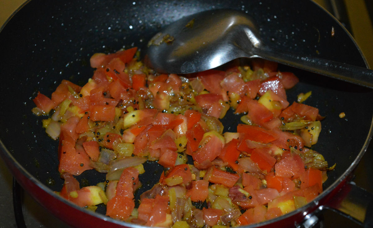 How to Make Spicy Tava Idli: Popular Indian Breakfast Dish - Delishably