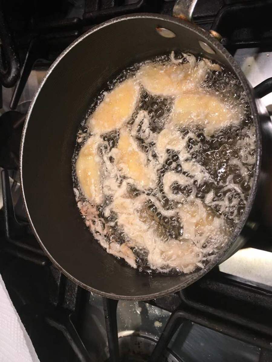 Recipe for Deep-Fried Apple Fritters in Wine Dough - HubPages