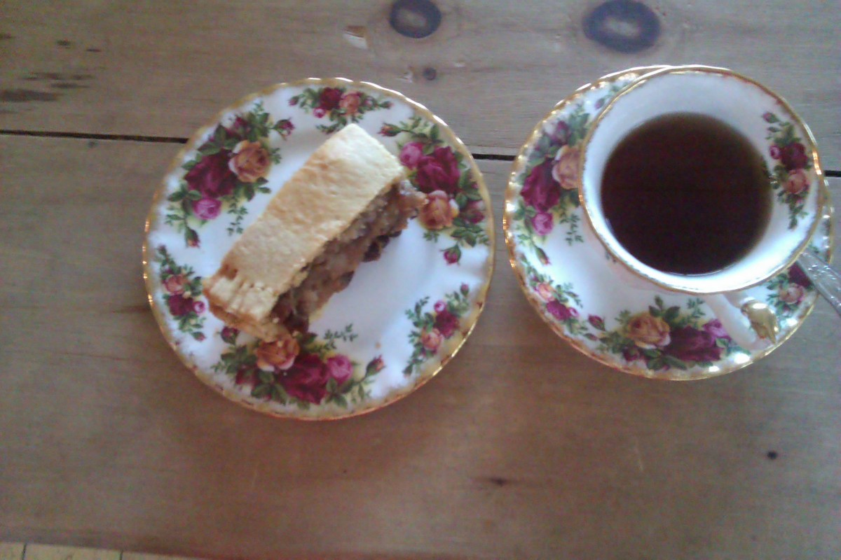 Traditional Irish Gur Cake for St. Patrick's Day (or Anytime) - HubPages